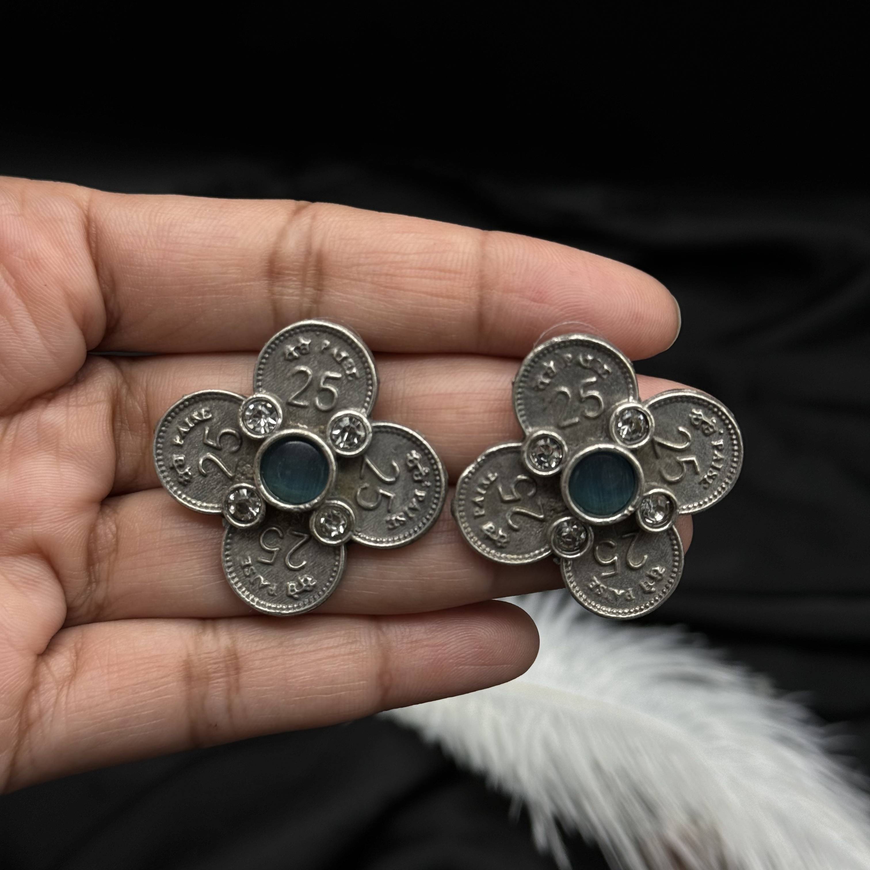 Timeless Treasure Blue – The Grey